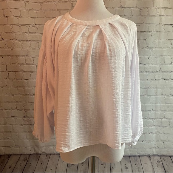 Universal Thread | Tops | Universal Thread Top | Poshmark